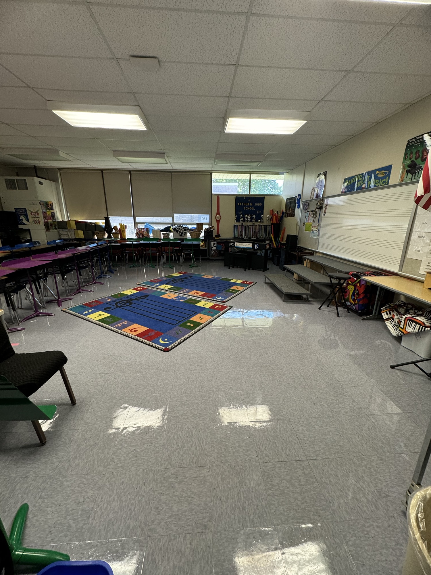 Judd Music Room Set Up Day One 2024-2025 – Perrymuse